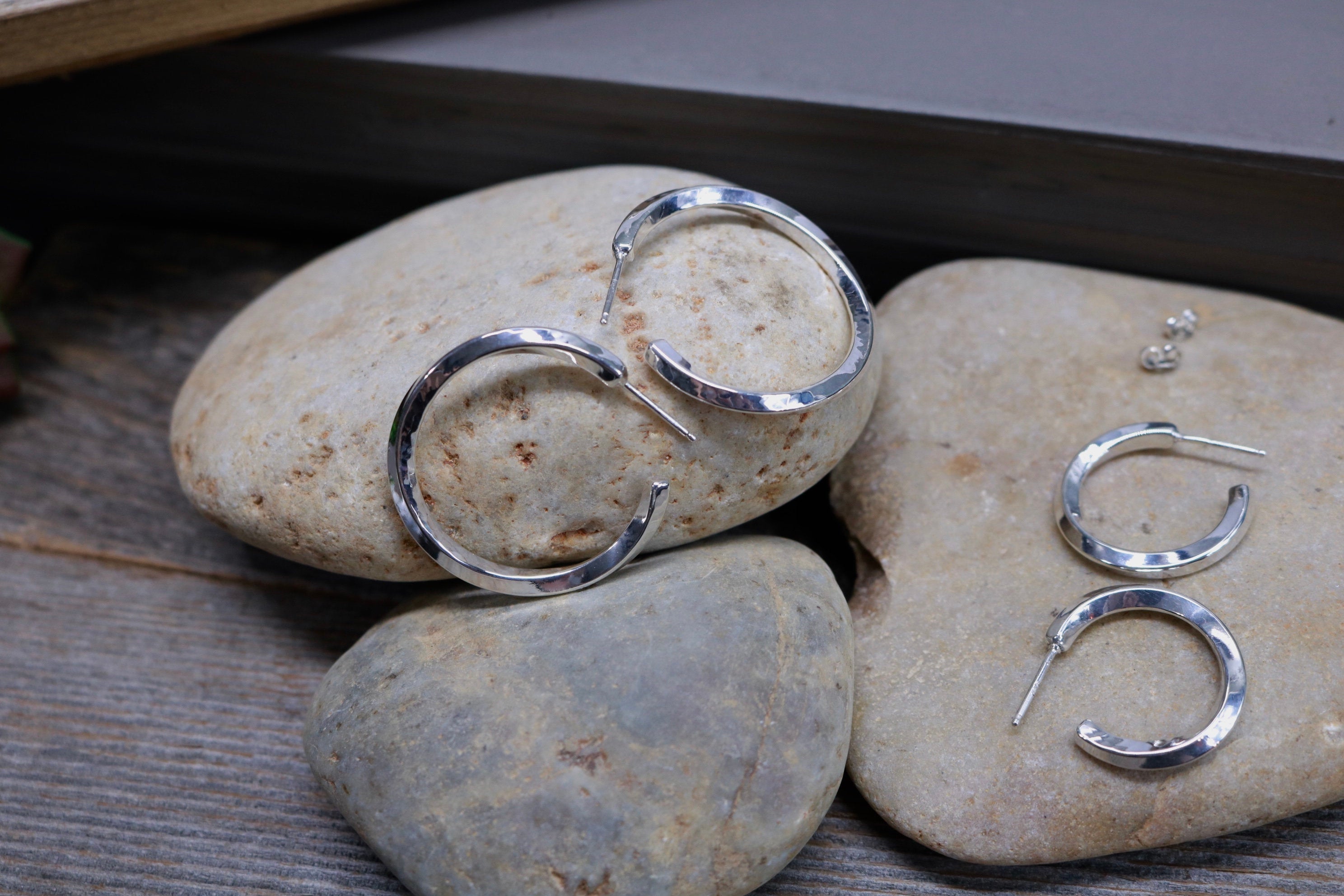 JENNINGS Hoop Earrings - Twisted Hammered Sterling Silver Hoop Earring ...